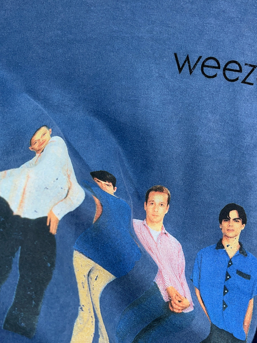 Weezer "Blue Album Tour" Graphic Band T-Shirt – Arkive Vintage